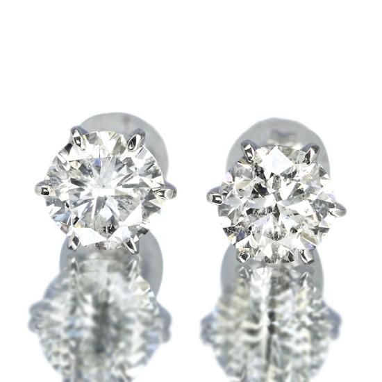 1.4カラット ダイヤモンド ピアス 0.7×0.7ct Pt900 Dカラー SI2 1.4カラット ダイヤモンド ピアス 0.7×0.7ct Pt900 Dカラー SI2