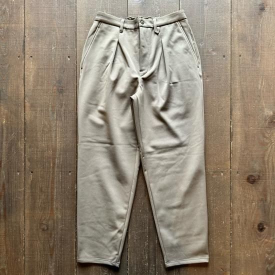 CURLY&Co.】 HEAT PERFORMA TAPERED TROUSERS CURLY&Co.】 HEAT PERFORMA TAPERED TROUSERS