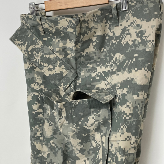 アメリカ軍 ACU デジタルカモ GORE-TEX/ゴアテックス ECWCS Gen2 アメリカ軍 ACU デジタルカモ GORE-TEX/ゴアテックス ECWCS Gen2