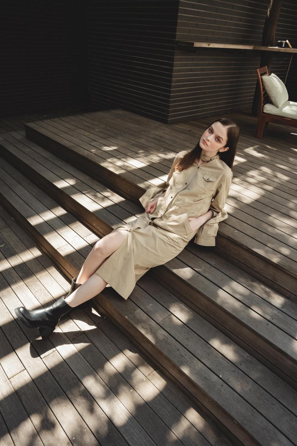 Vネックシャツワンピース(BEIGE) - PINUE Vネックシャツワンピース(BEIGE) - PINUE